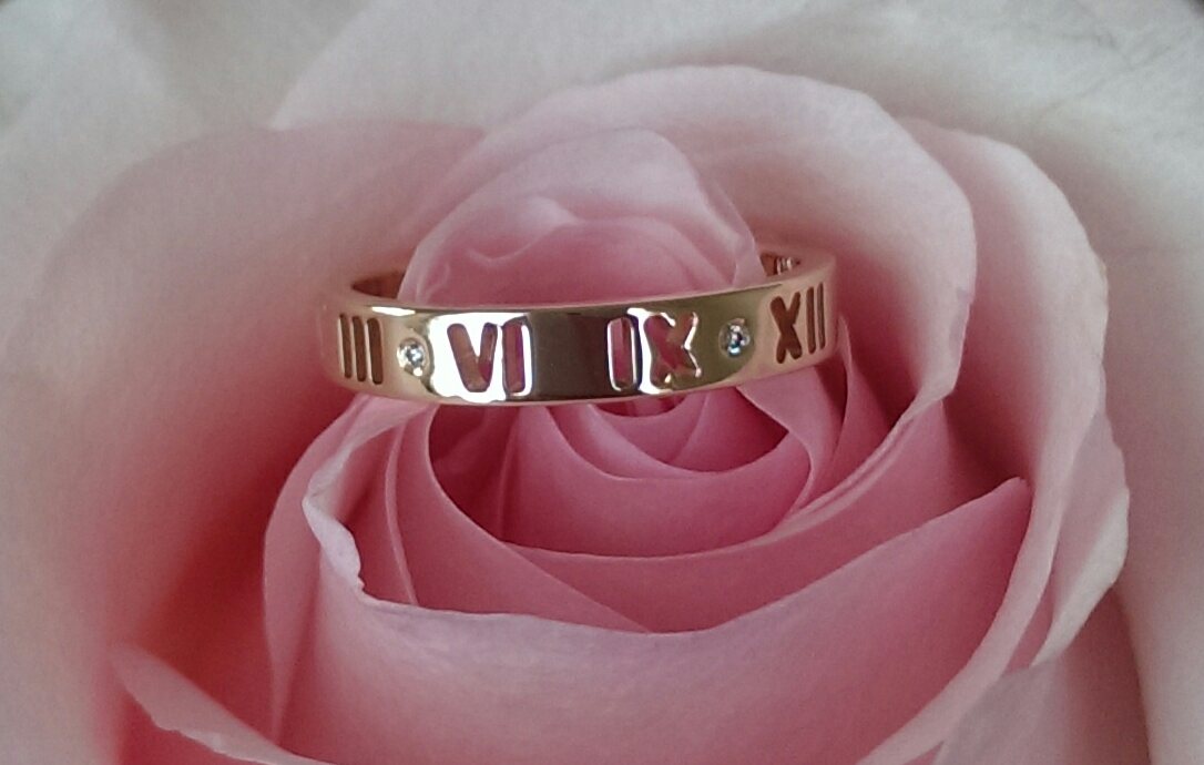 Atlas pierced ring
